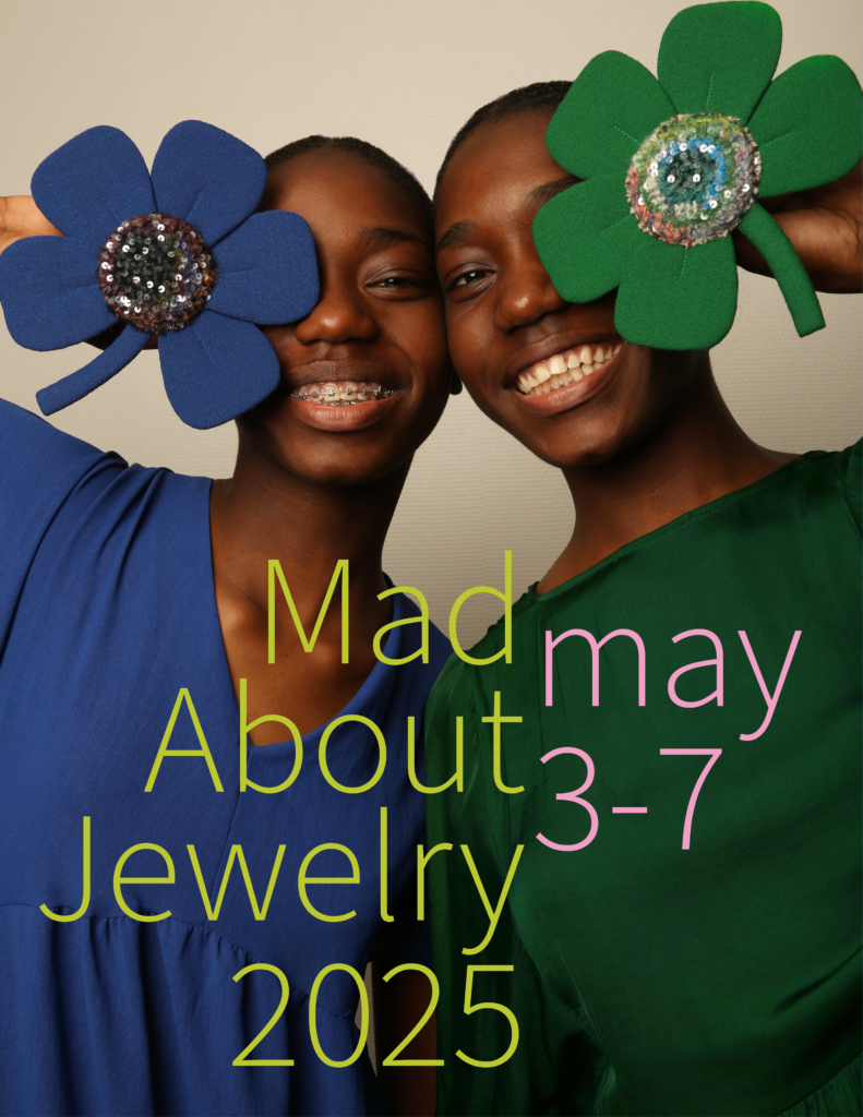 ISÉE | Isabelle Mariana - Broches Textiles - Mad About Jewelry New York ...